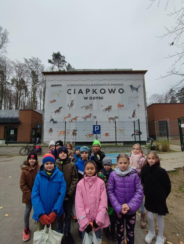 Klasa II c odwiedziła schronisko dla bezdomnych zwierząt ''Ciapkowo ...
